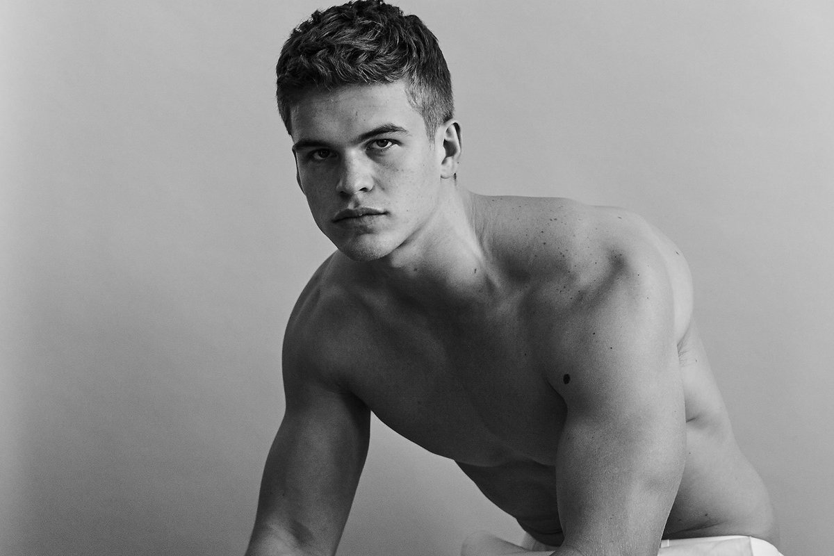 Mitchell Slaggert, il Top Model da sogno di Calvin Klein's!